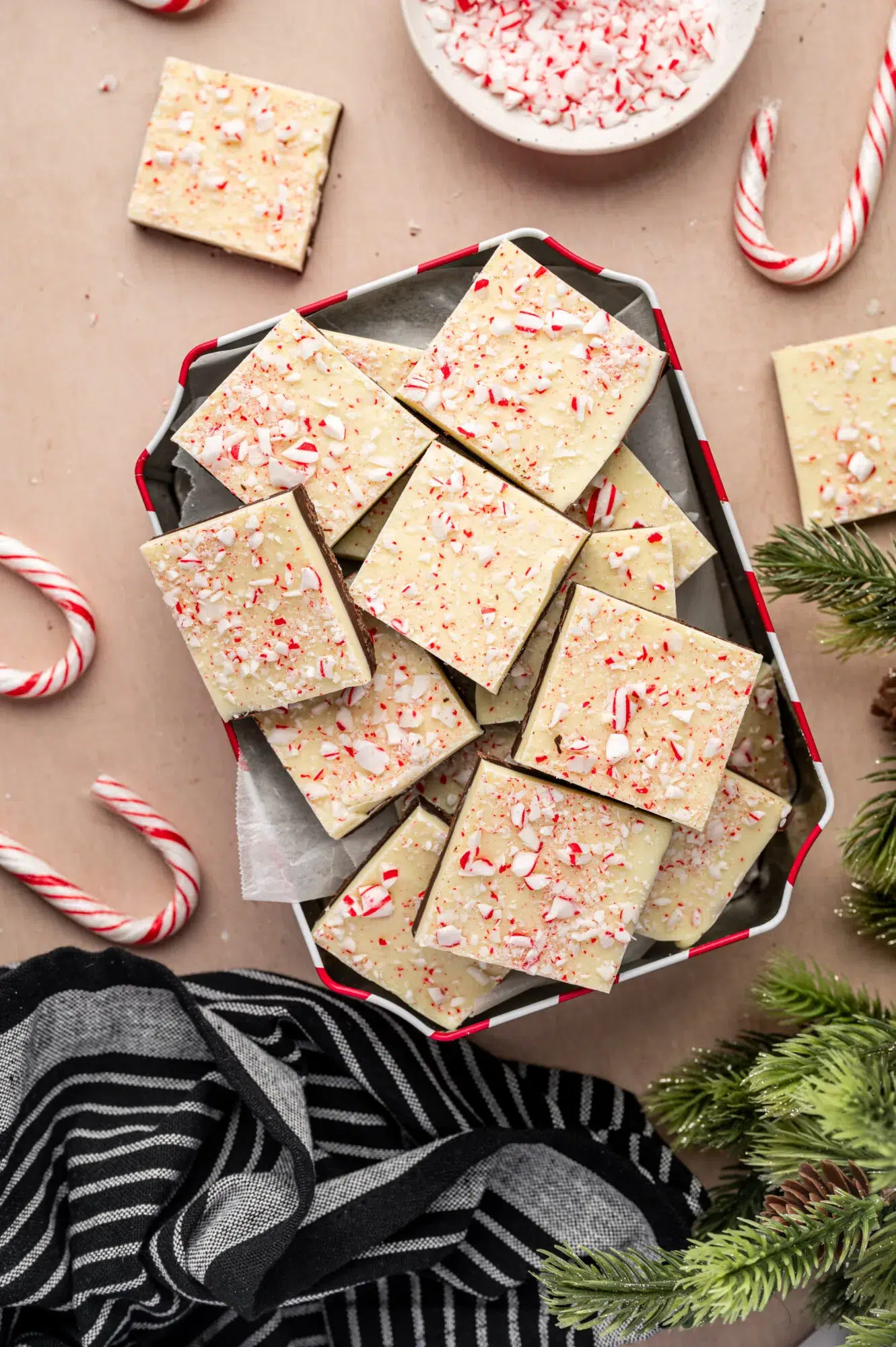 3-Ingredient Peppermint Bark - RecipeTeacher